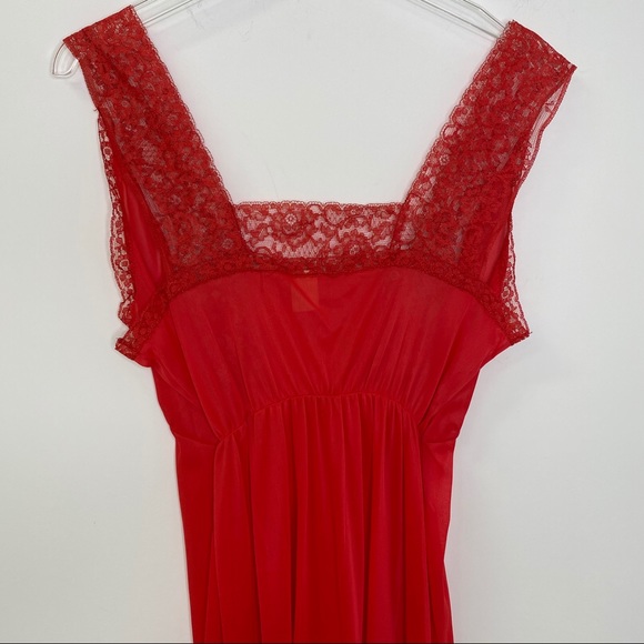 Countess | Intimates & Sleepwear | Vintage Countess Lace Red Long ...